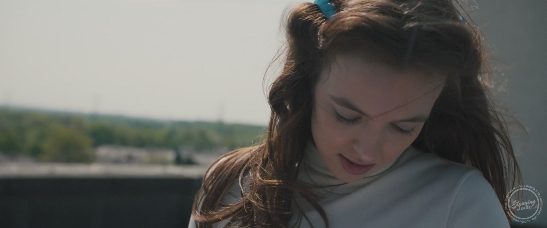 Screen Captures - 00175 - Stunning Jodie Comer { Jodie-Comer.com } / Photo Gallery